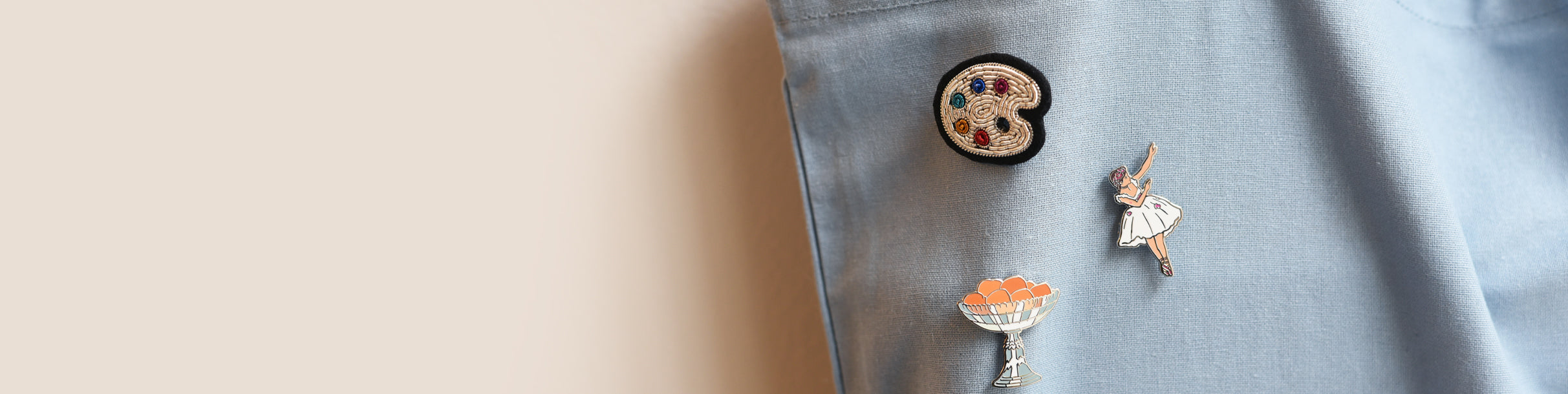 Pins & badges – The Courtauld Shop